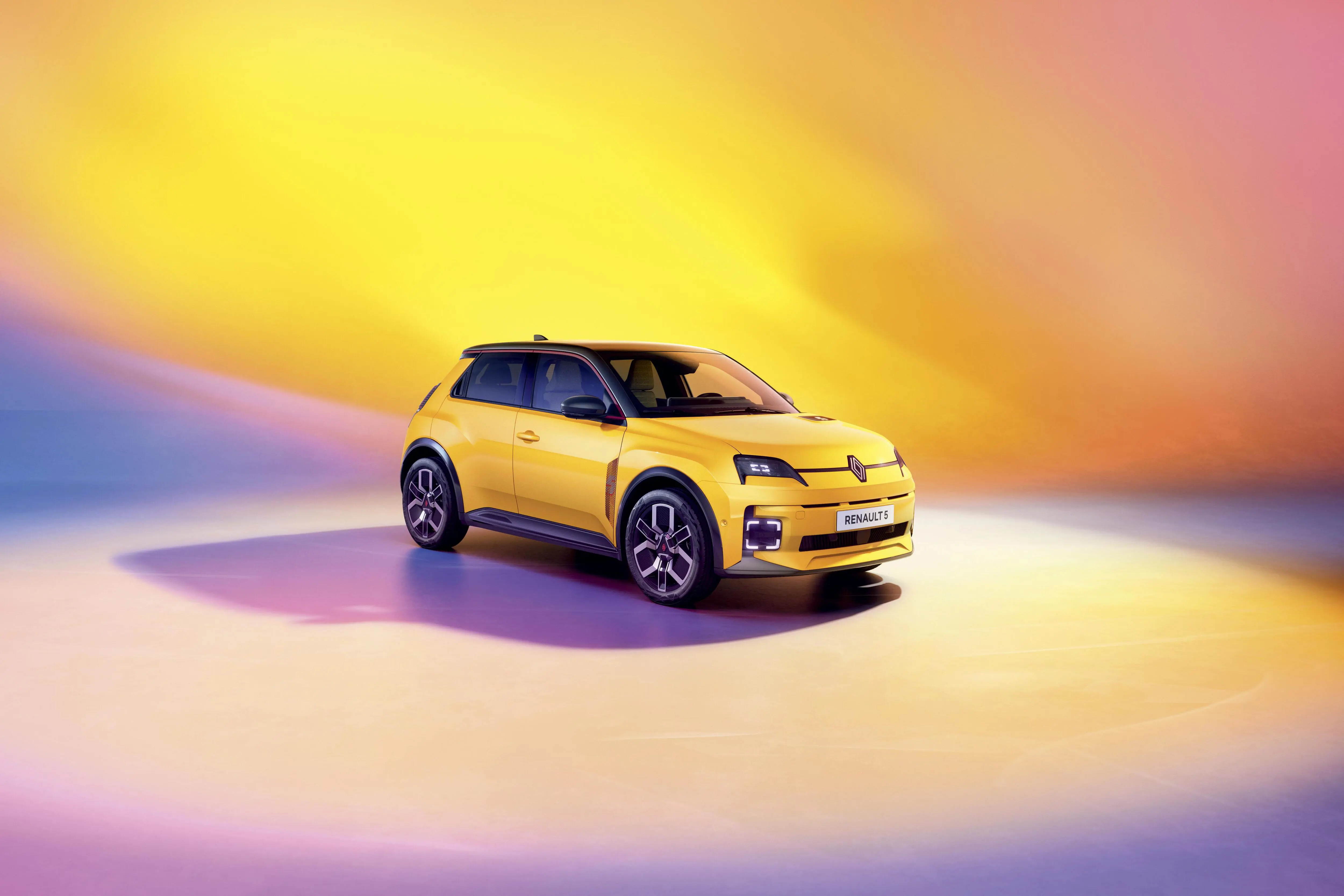 Renault 5 Personal Finance Offers | Renault UK | Renault UK
