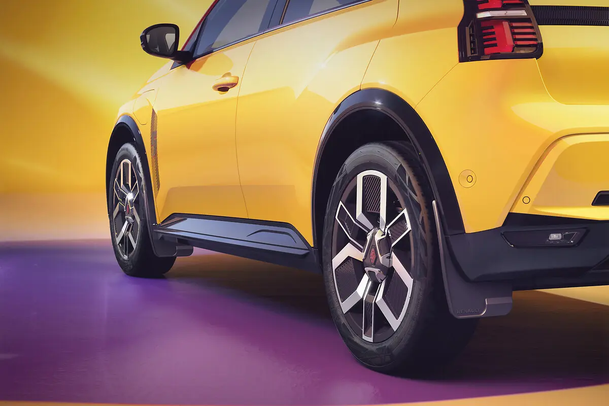 Renault 5 Personal Finance Offers | Renault UK | Renault UK